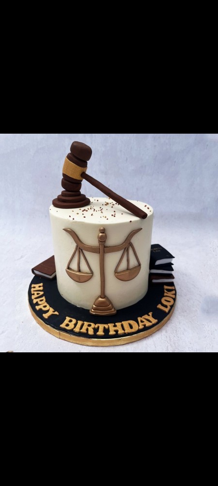 Lawyer cake | WeDeliverGifts